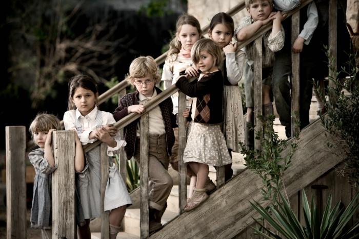 귀없는 토끼 (Rabbit Without Ears) 상세정보 | 씨네21