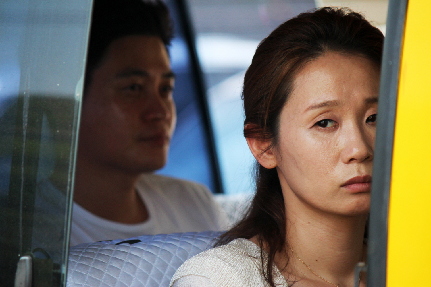 해피뻐스데이 (Happy Bus Day) 상세정보 | 씨네21