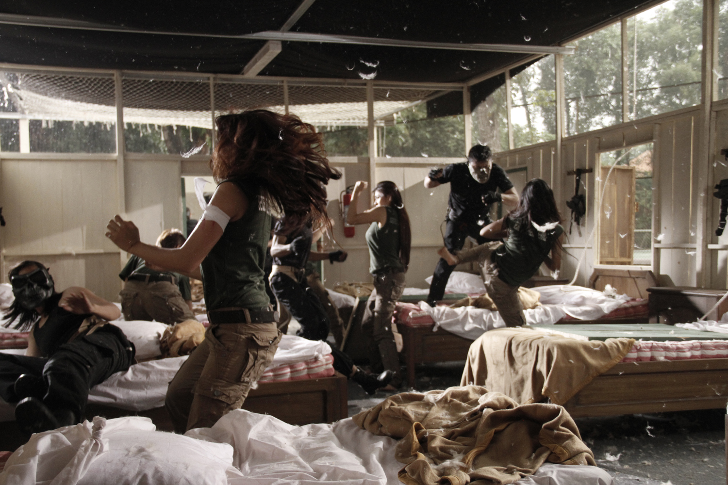 텐: 시크릿 미션 (Ten: The Secret Mission) 상세정보 | 씨네21