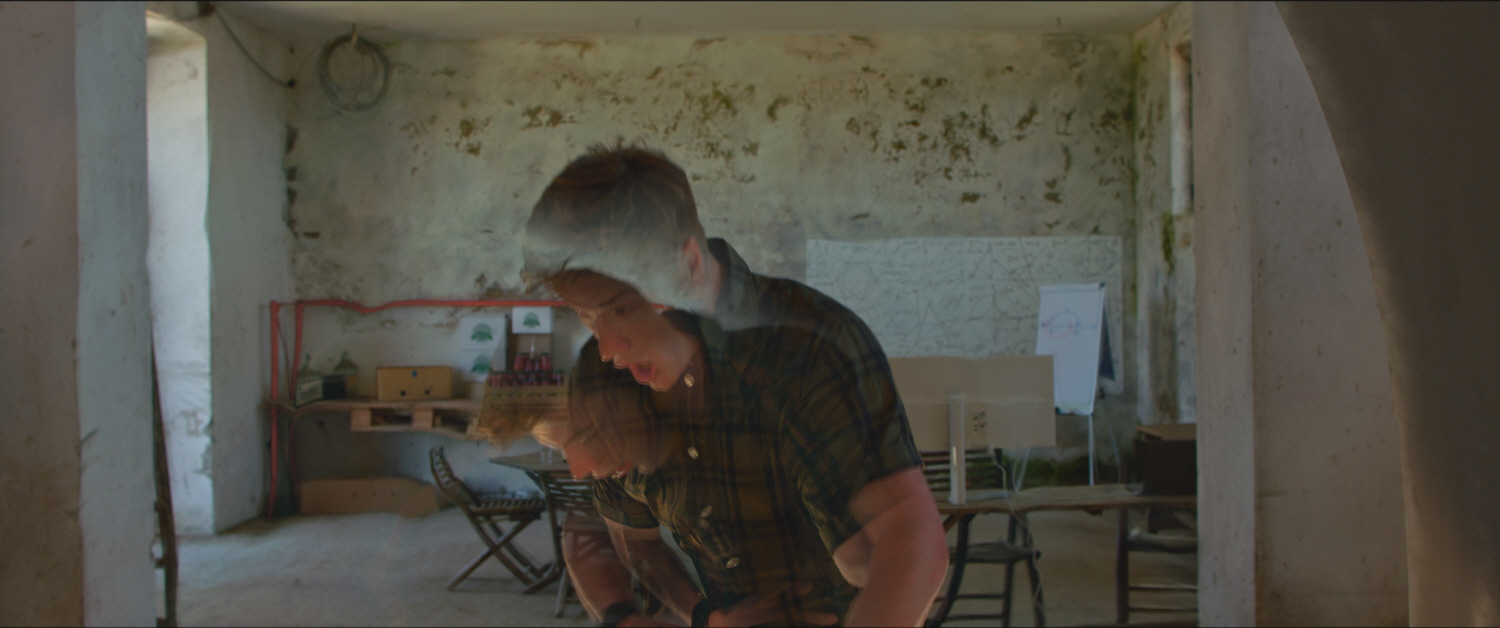 타임루프: 초시공간여행 (TIME LOOP) 상세정보 | 씨네21