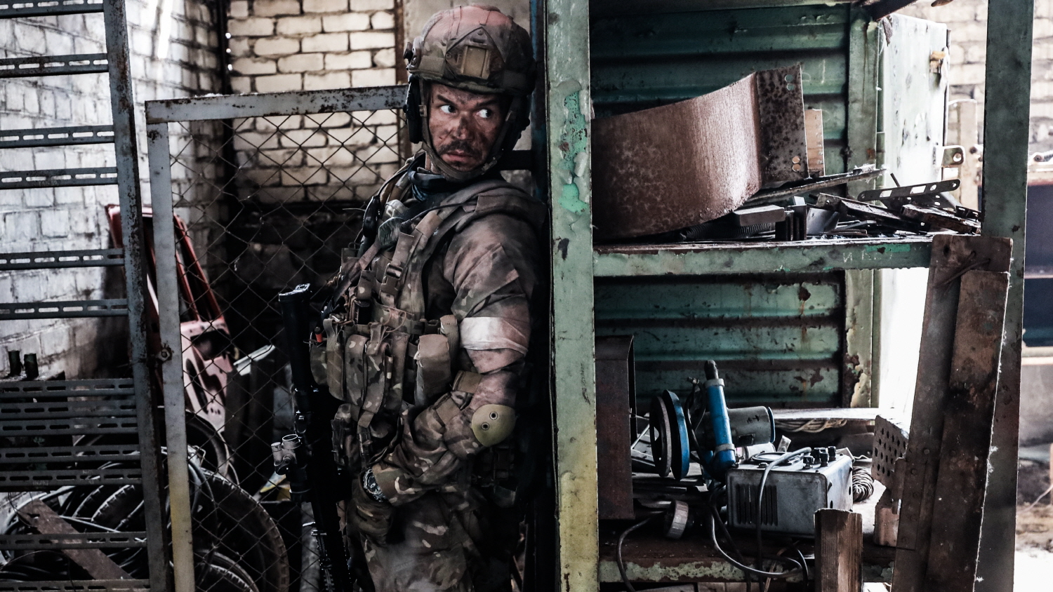 PMC: 더 헬 (The Best in Hell) 상세정보 | 씨네21